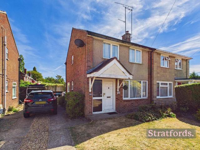 3 bedroom semi detached house to rent