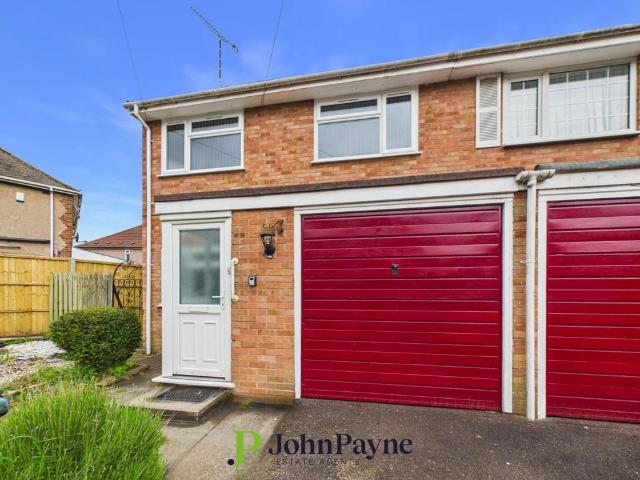 3 bedroom semi detached house to rent