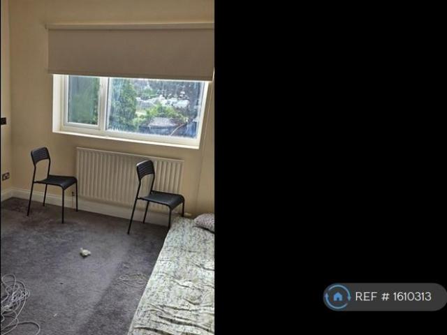 1 bedroom house share to rent