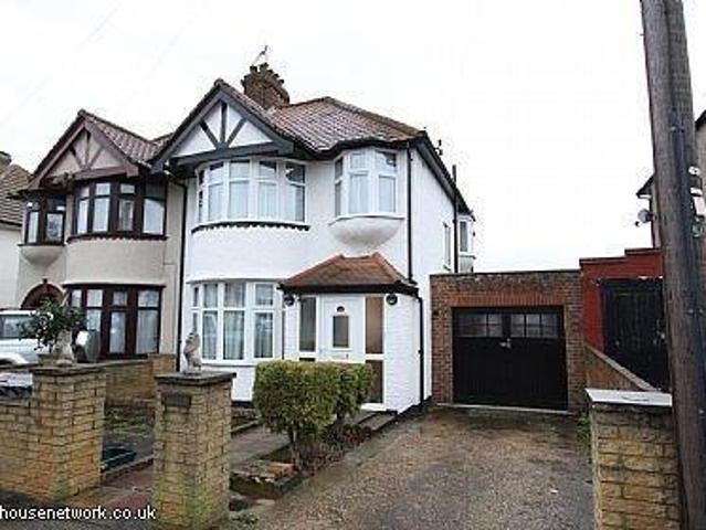 3 bedroom semi detached house to rent