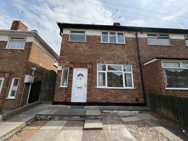 3 bedroom semi detached house to rent