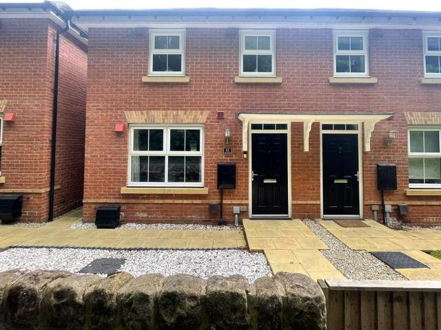 3 bedroom semi detached house to rent