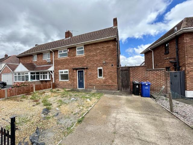3 bedroom semi detached house to rent