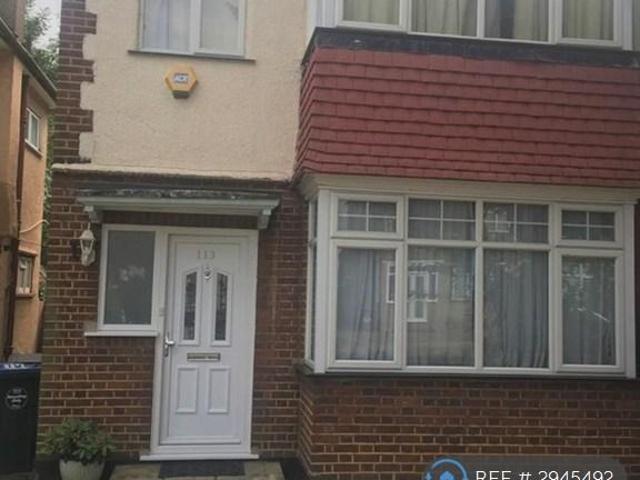3 bedroom semi detached house to rent