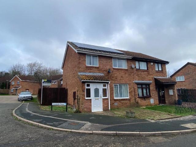3 bedroom semi detached house to rent