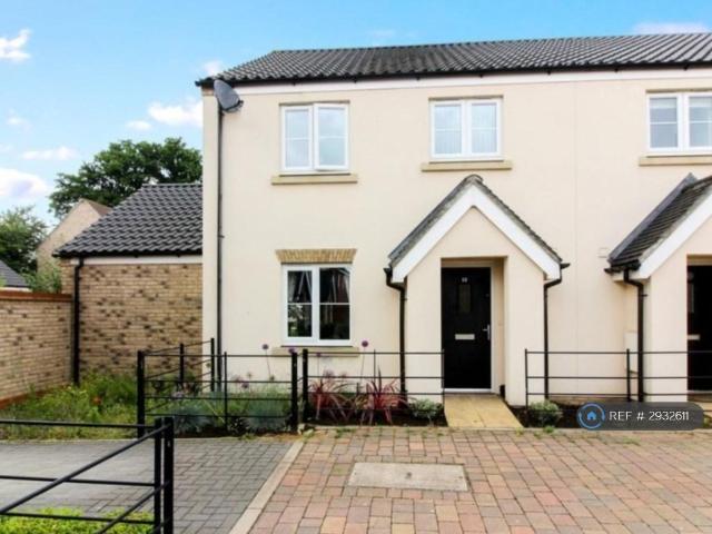 3 bedroom semi detached house to rent