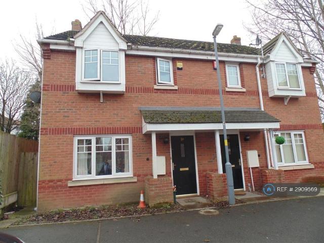 3 bedroom semi detached house to rent