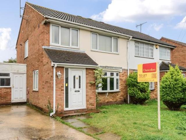 3 bedroom semi detached house to rent
