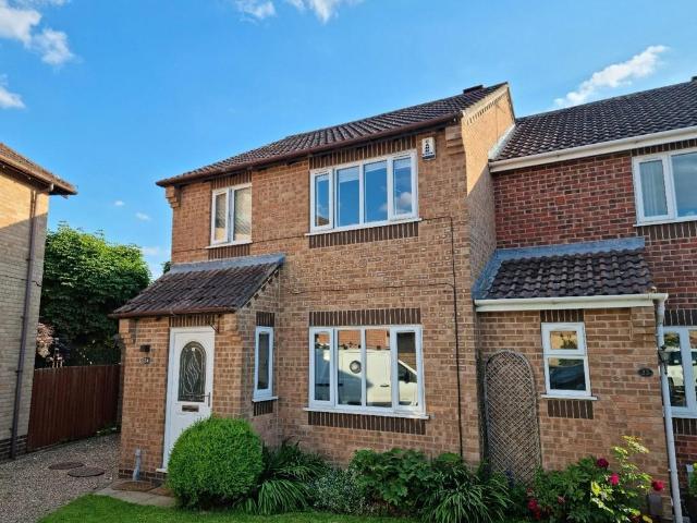 3 bedroom semi detached house to rent