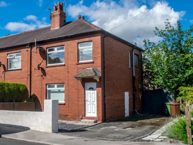 3 bedroom semi detached house to rent