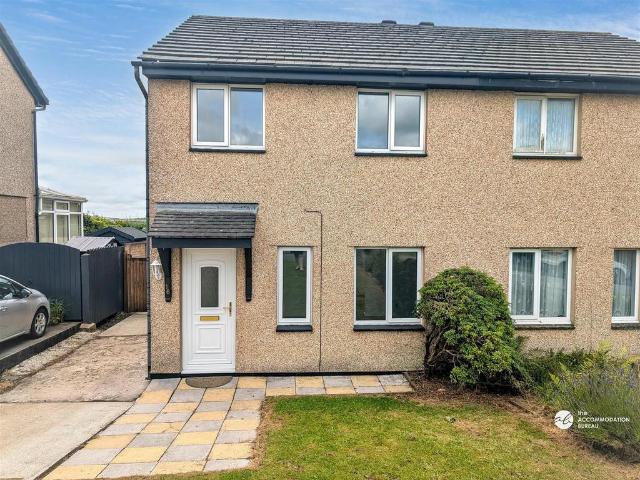 3 bedroom semi detached house to rent