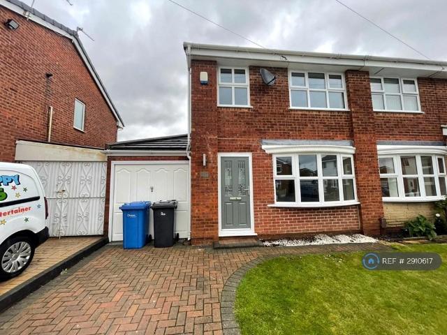 3 bedroom semi detached house to rent