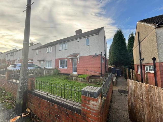 3 bedroom semi detached house to rent