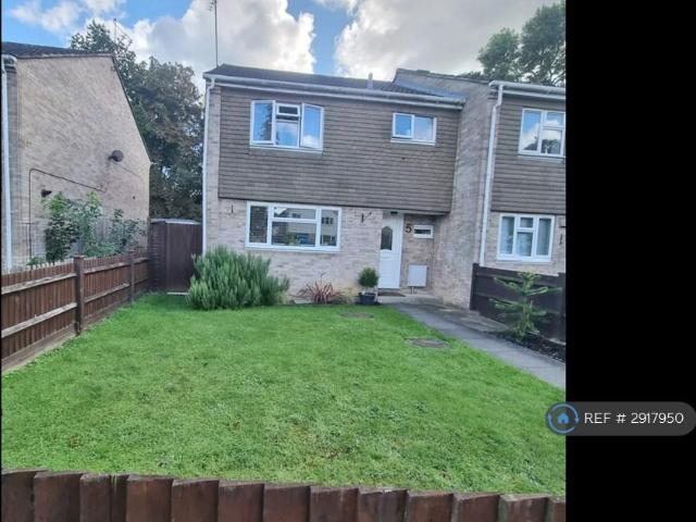 3 bedroom semi detached house to rent