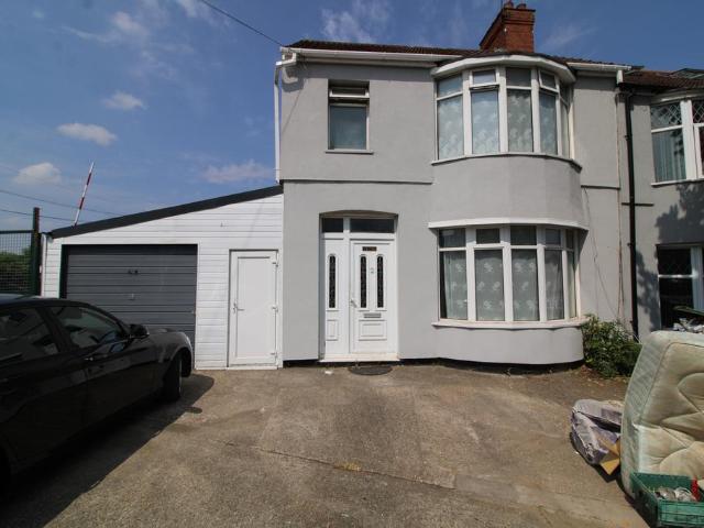 3 bedroom semi detached house to rent