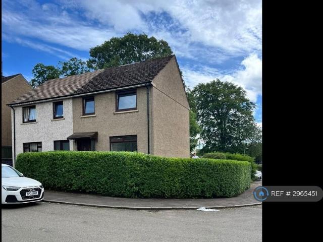 3 bedroom semi detached house to rent