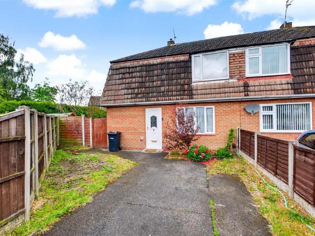 3 bedroom semi detached house to rent