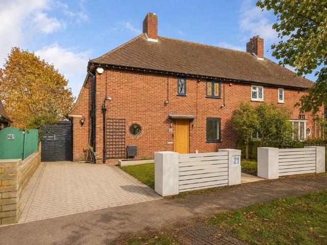 3 bedroom semi detached house to rent