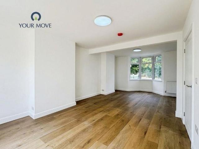3 bedroom semi detached house to rent