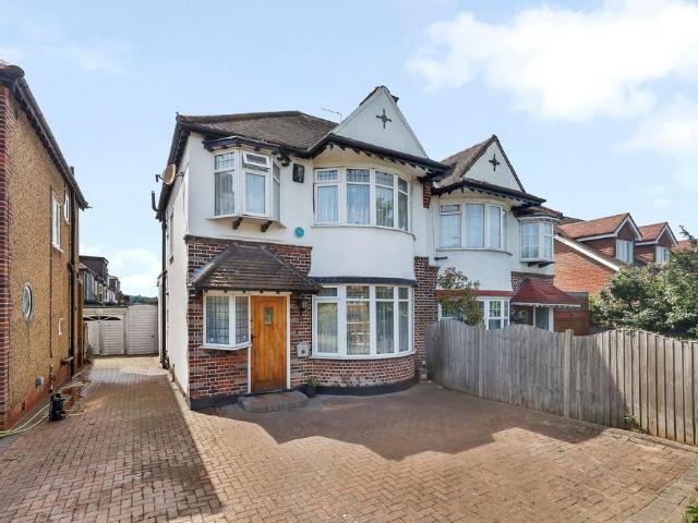 3 bedroom semi detached house to rent