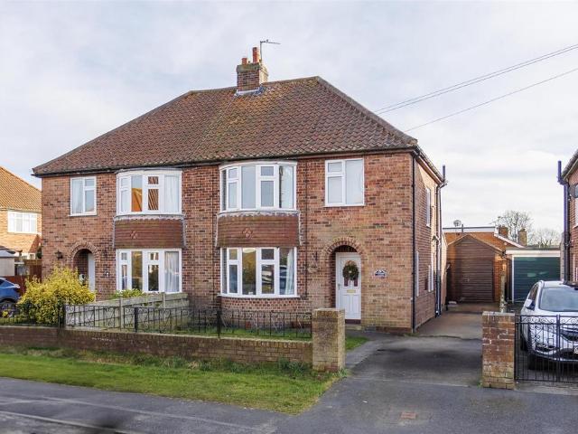 3 bedroom semi detached house to rent