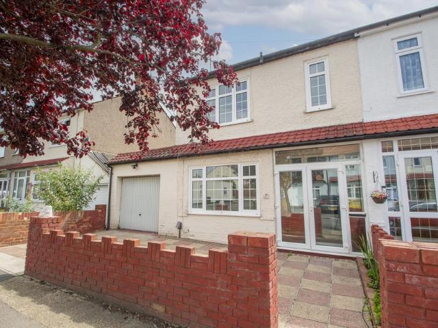 3 bedroom semi detached house to rent