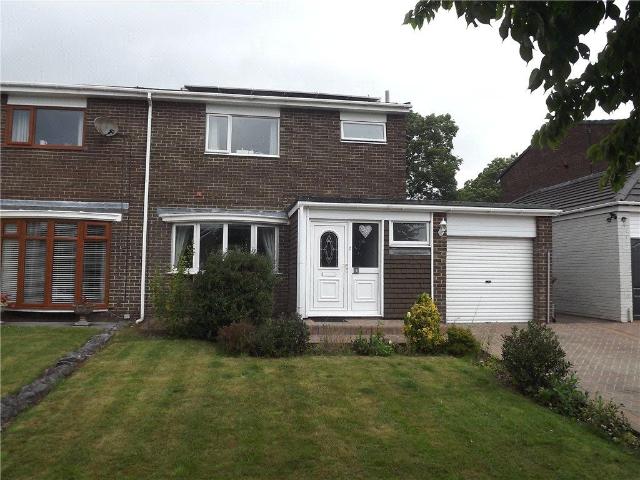 3 bedroom semi detached house to rent