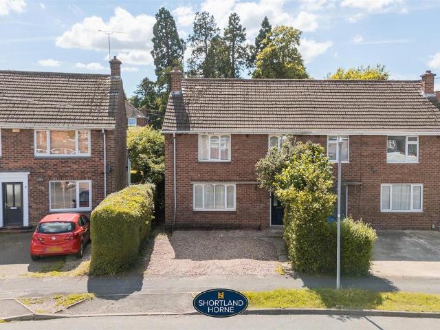 3 bedroom semi detached house to rent