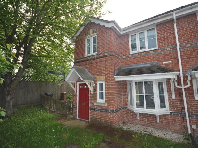 3 bedroom semi detached house to rent