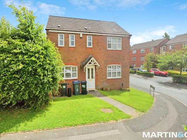 3 bedroom semi detached house to rent