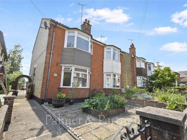 3 bedroom semi detached house to rent