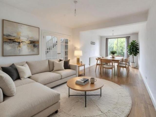 3 bedroom semi detached house to rent