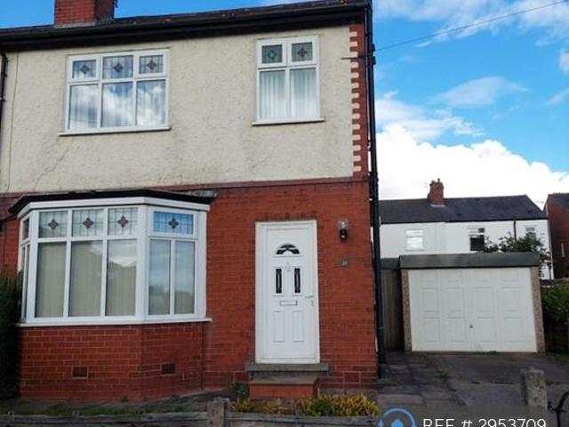 3 bedroom semi detached house to rent