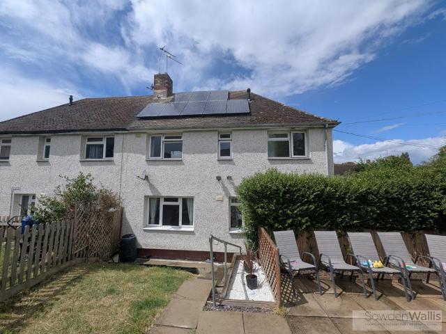 3 bedroom semi detached house to rent