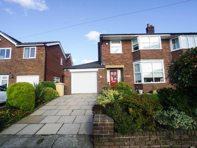 3 bedroom semi detached house to rent