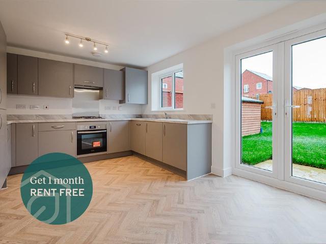 3 bedroom semi detached house to rent