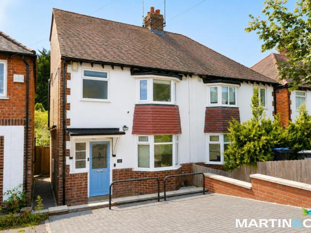 3 bedroom semi detached house to rent