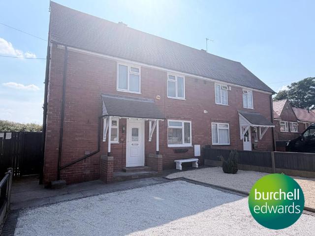 3 bedroom semi detached house to rent