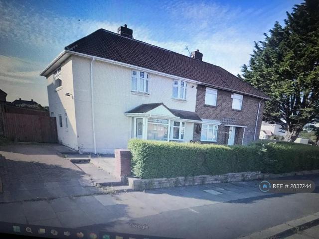 3 bedroom semi detached house to rent