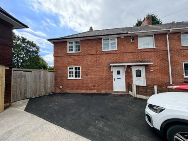 3 bedroom semi detached house to rent