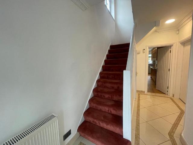 3 bedroom semi detached house to rent