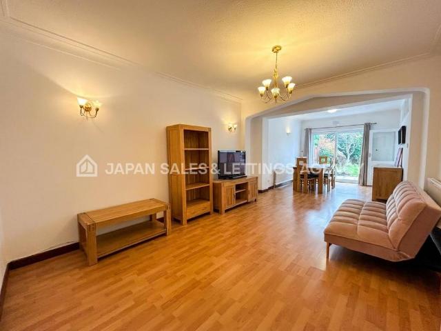 3 bedroom semi detached house to rent