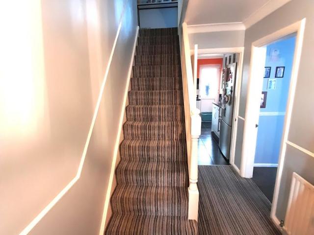 3 bedroom semi detached house to rent