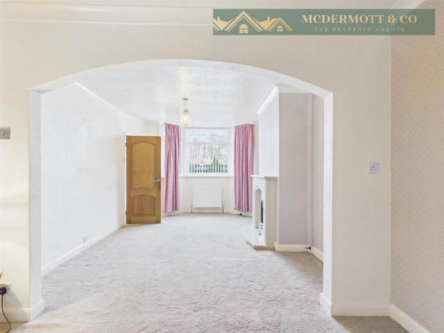 3 bedroom semi detached house to rent
