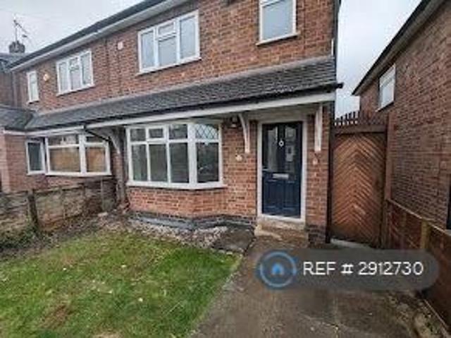 3 bedroom semi detached house to rent