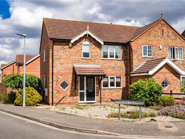 3 bedroom semi detached house to rent