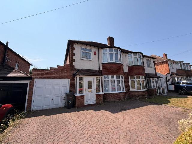 3 bedroom semi detached house to rent