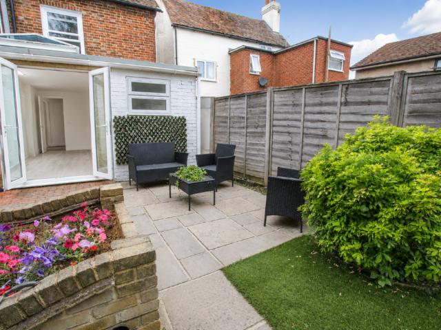 3 bedroom semi detached house to rent