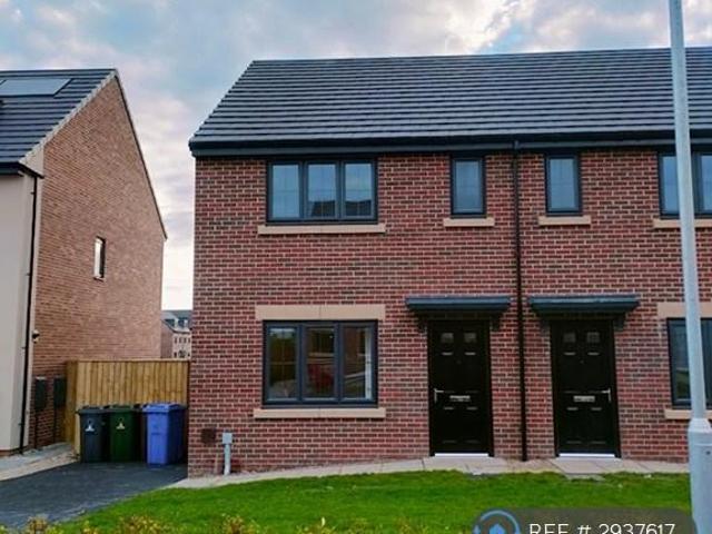 3 bedroom semi detached house to rent