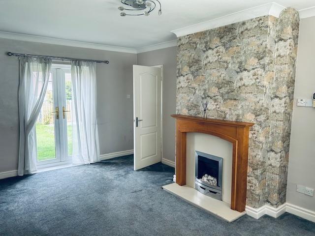 3 bedroom semi detached house to rent